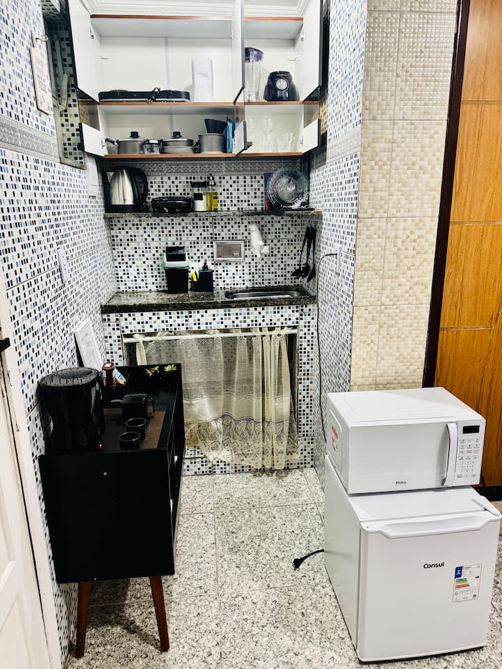 Flat Praiano Entre O Centro E Costazul. - Rio das Ostras