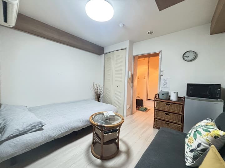 Newopen/2名部屋/地下鉄四天王寺駅まで徒歩10分/通天閣、黒門市場、道頓堀などアクセス抜群 - Osaka