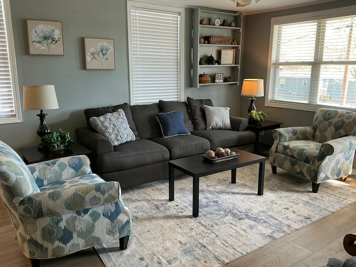Cute & Cozy 2 Bedroom - Greer, SC