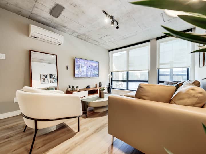 Amazing Central 2-br In Mtl |38 - Montreal