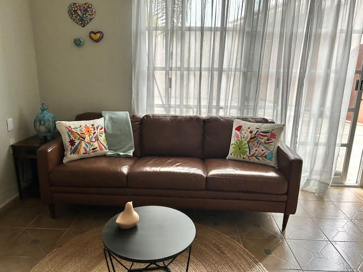Bonito Bungaló Con Ubicación Ideal - Cuernavaca