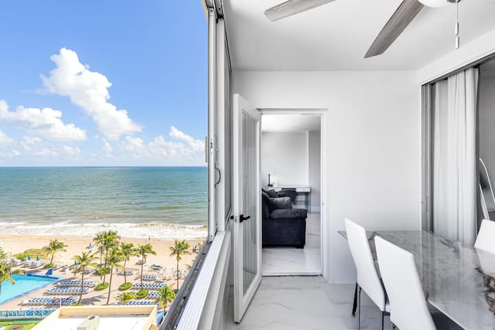 Beach Resort-views-luxe-pool-march Dates Available - Fort Lauderdale