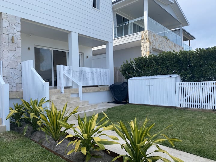 Coastal 4br Home Perfect For 312 Week Stays - Narrabeen