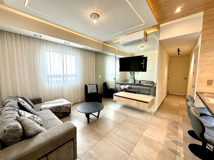 Moderno Y Amplio Departamento En Monterrey - Monterrey