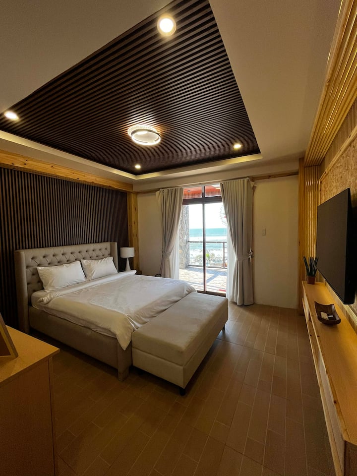 The Baywalk Sunset Resort 
"Sunset Twilight" - Agoo