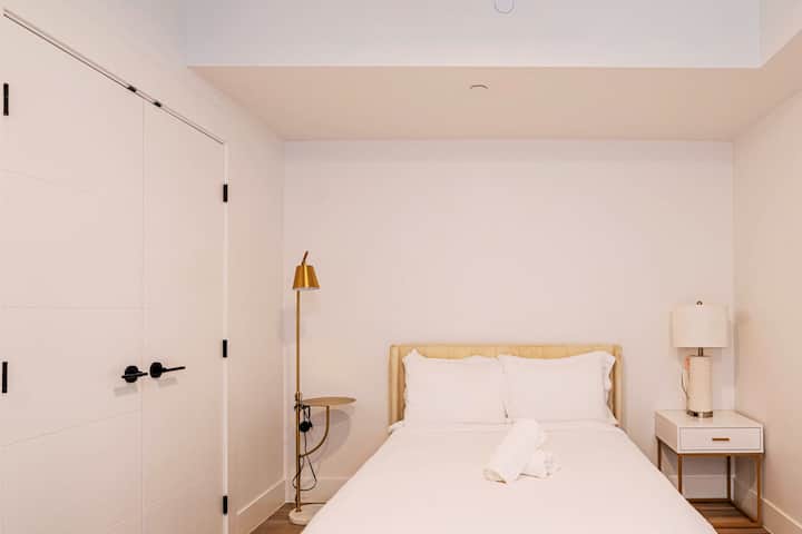 Private Studio In Central Phoenix With Pool - Phoenix, AZ