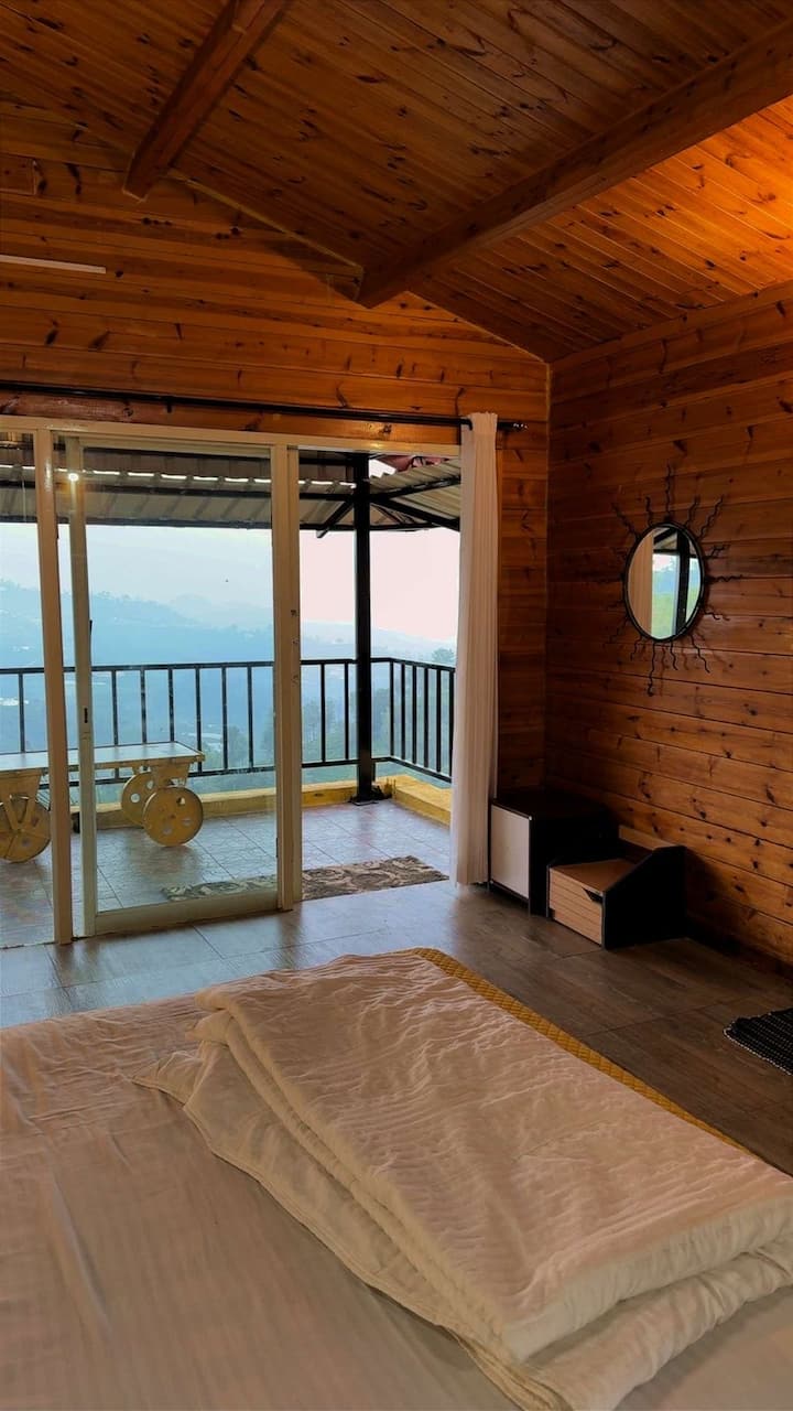 Edge Of Elsewhere - Room 3 - Coonoor