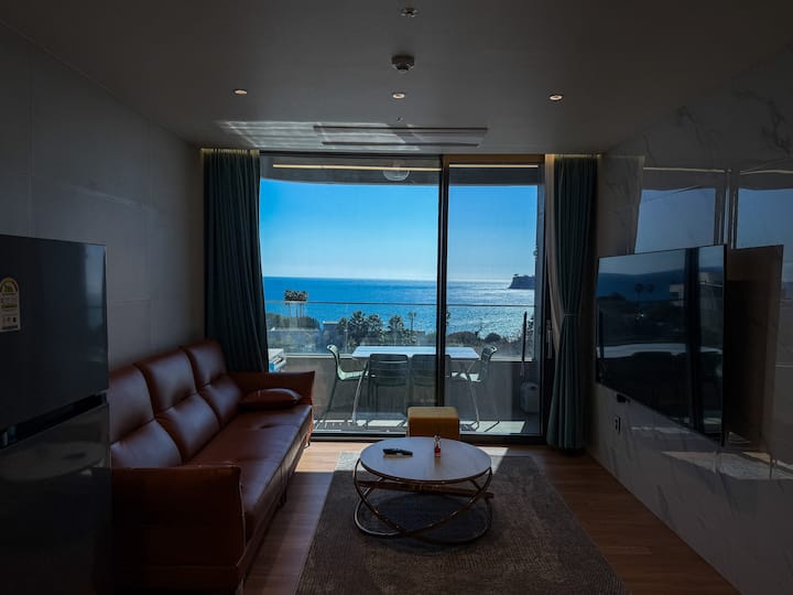 #Neuf2026 #Vuemer #Jusqua5 #Piscinechauf - South Korea