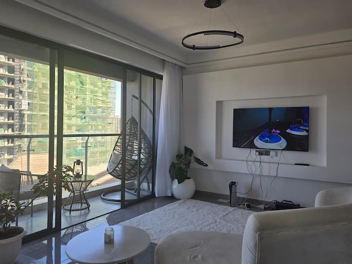Serenity Luxe Apartment |Ps5 •Pool • Gym•near Mall - Nairobi
