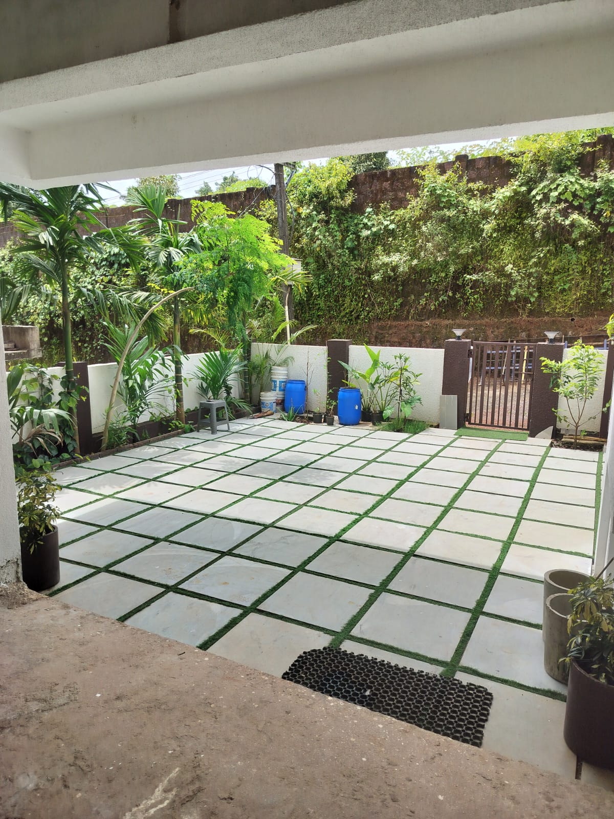 Séjour de luxe avec vue sur le jardin de Vrindavan - Maisons à louer à ...