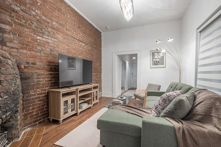 Modern Hearth • Downtown 1br - Montreal