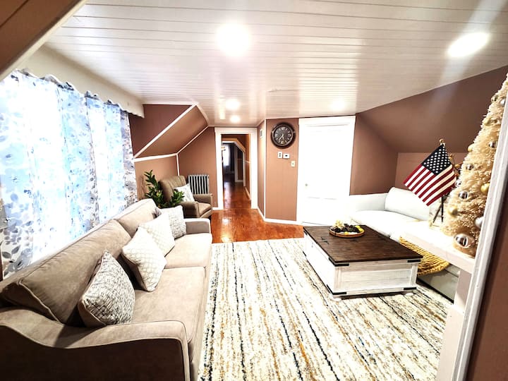 Luxury Loft | Family-friendly Home + Free Parking - Brockton, MA