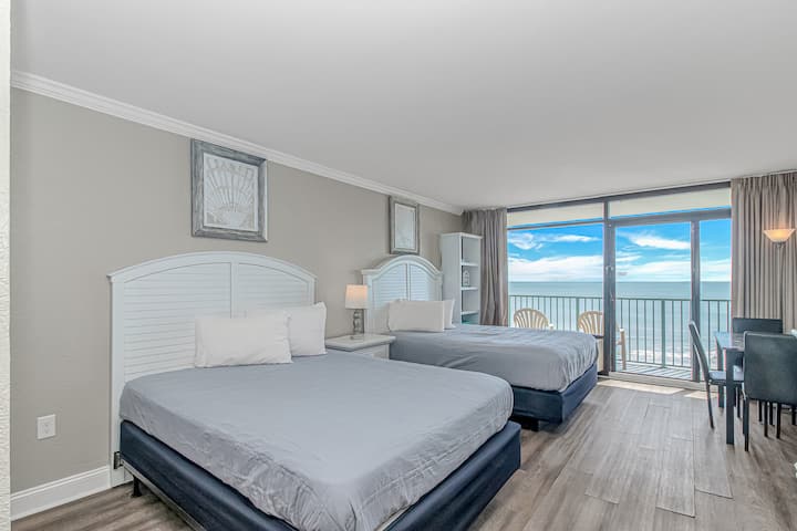 Oceanfront Escape | Pools | Sleeps 4 - Myrtle Beach, SC
