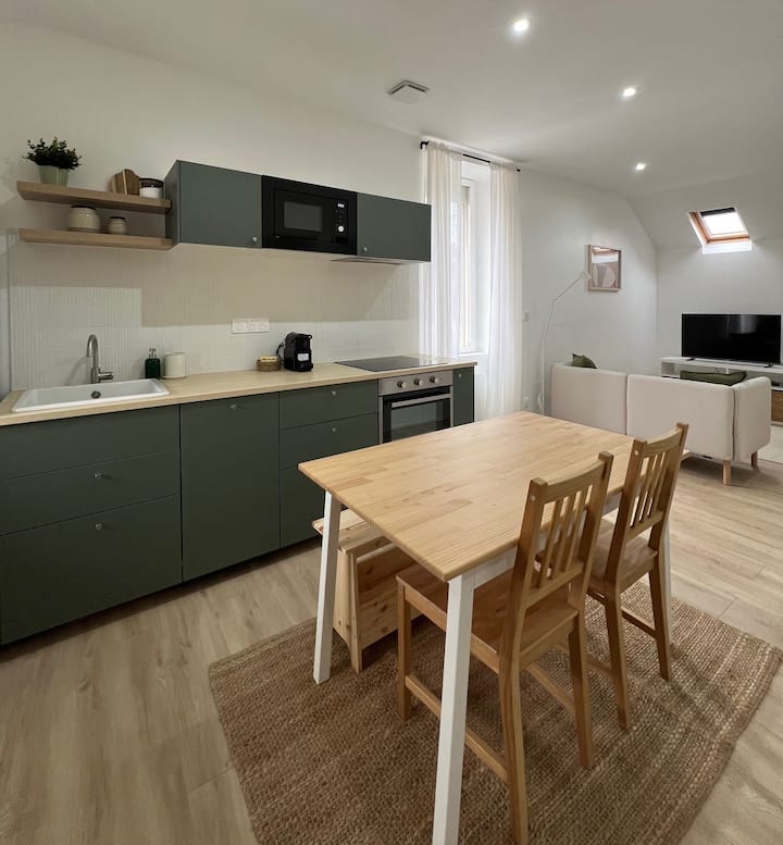 Appartement Calme Et Agréable - Entièrement éQuipé - Le Creusot