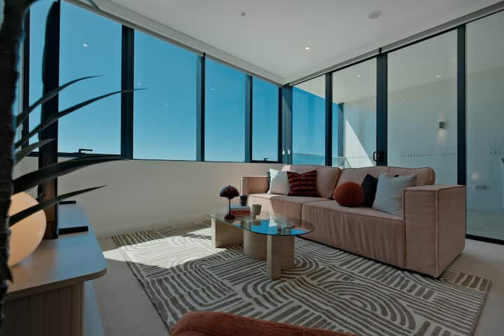 'Mirage' 3-bedroom Apt In Rhodes With City View - Strathfield