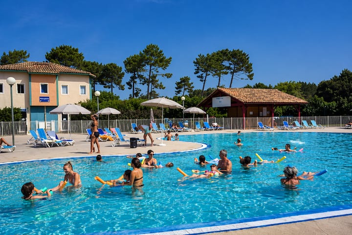 Maison De Vacances, Résidence Sécurisée, Piscine. - Soustons