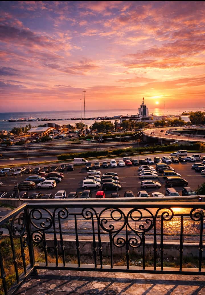 Deniz Manzarası & Jakuzi Keyfi – Balkonlu ÖZel Oda - Istanbul