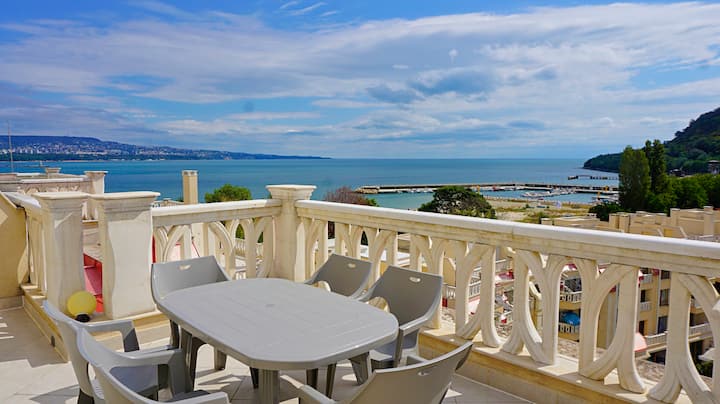 Penthouse With Sea View Terrace – Varna South Bay - Varna