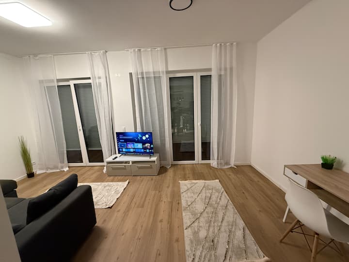 New & Modern In Center: Comfort & Quality - Darmstadt