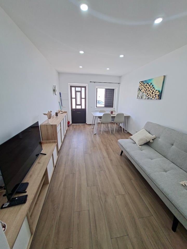 Moradia V2 | 150m Da Praia | Albufeira - Albufeira