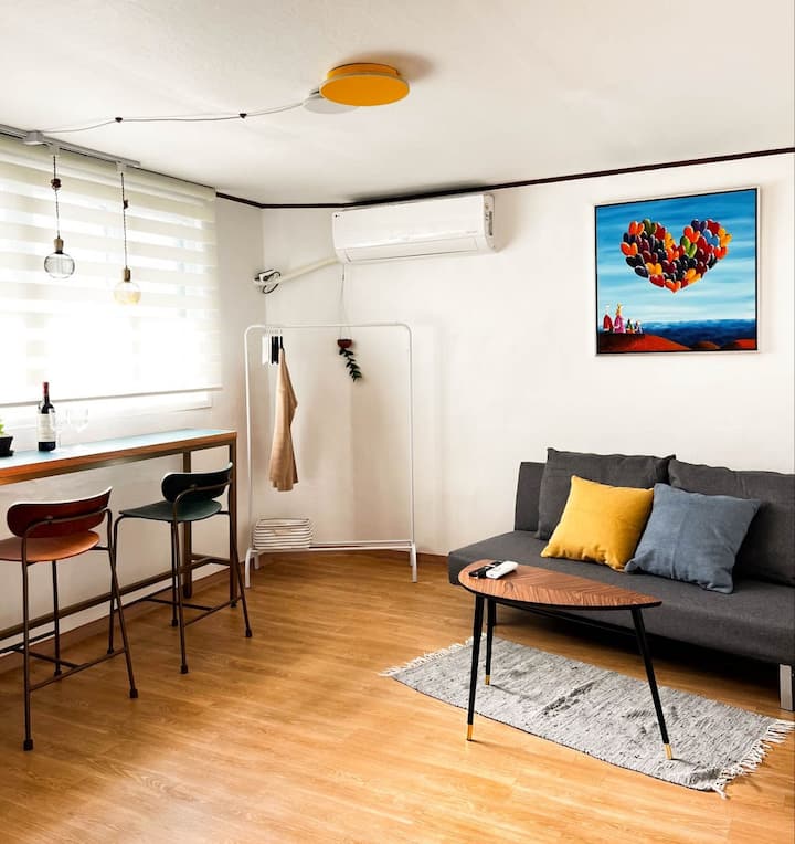 Clean And Cozy House In Itaewon #미멘 - Seoul