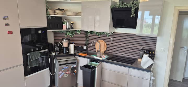 Fully Equipped Appartement Near Basilique Church - Brüssel Region, Belgien