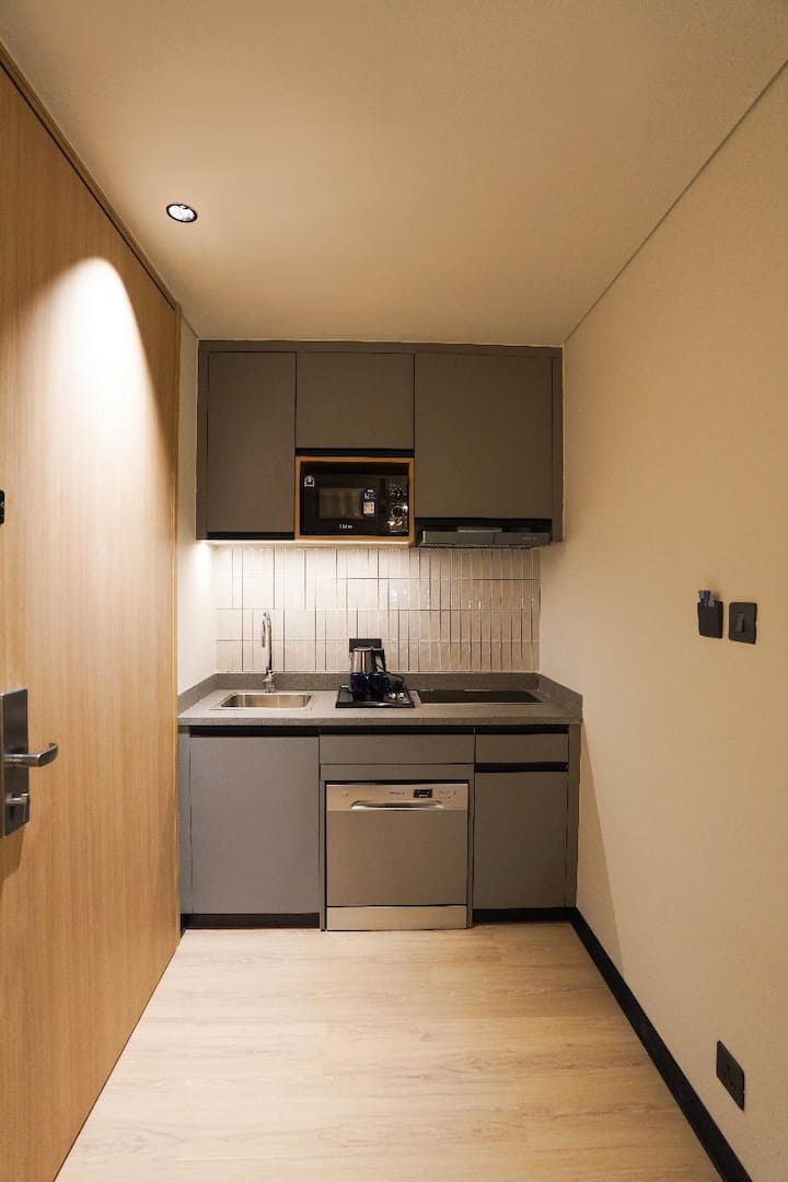 Premium Studio - Manyata Tech Park | Wifi, Parking - Bengaluru
