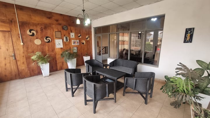 Comfy & Spacious Home - Bujumbura