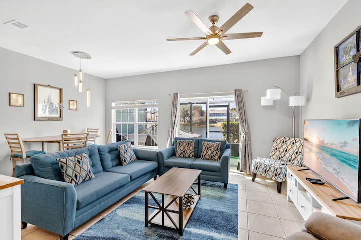 Disney Townhouse W/ Pond View - Kissimmee, FL