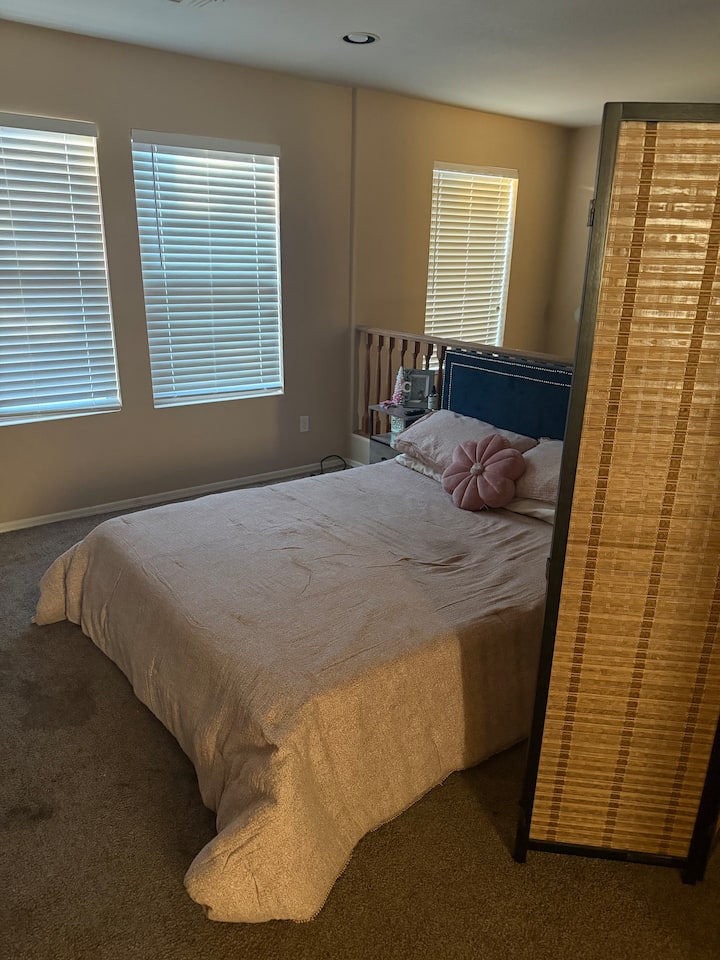 Loft Area - Avondale, AZ