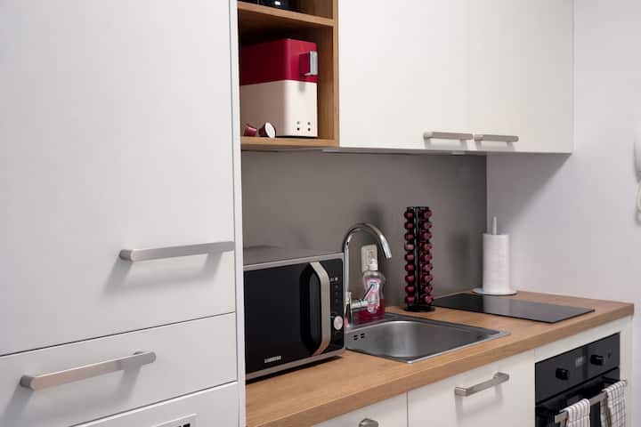Modern Danube Suite• 3-min To Hauptplatz • Netflix - Linz