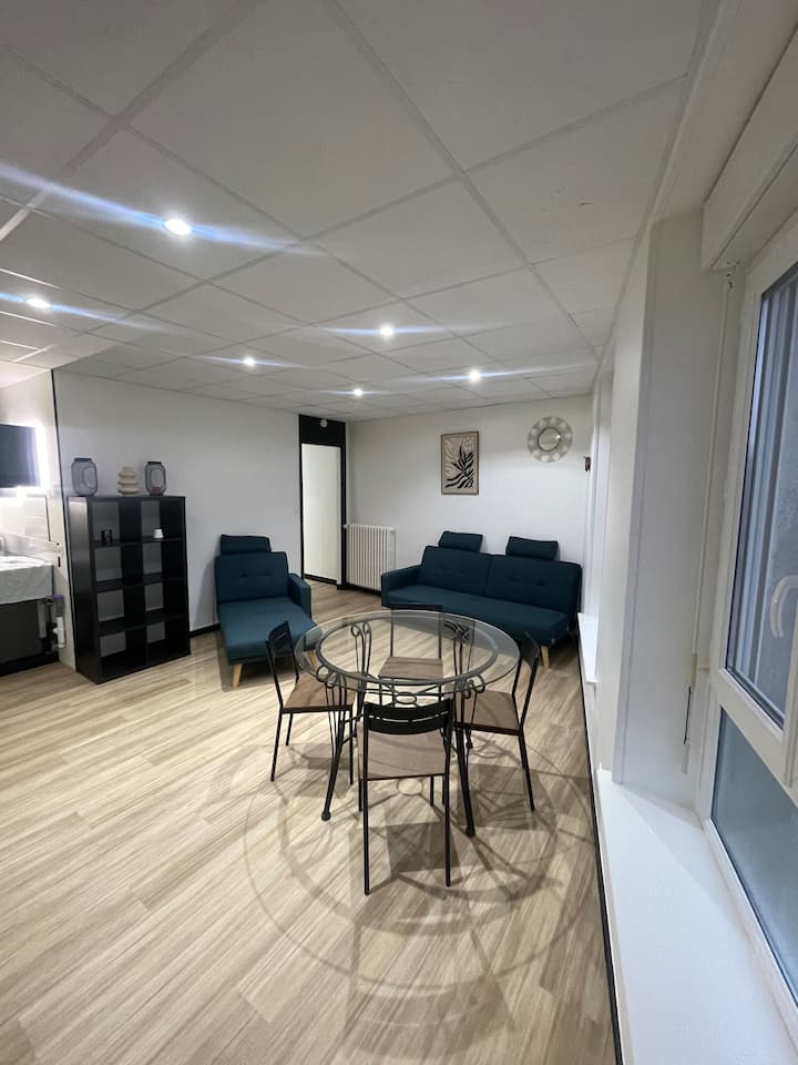 Charmant 2 Pièces Cosy En Centre-ville - Carentan