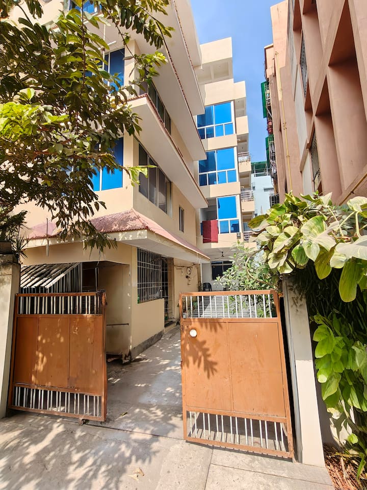 Guest House & Monthly Rental For Students & Family - Patna
