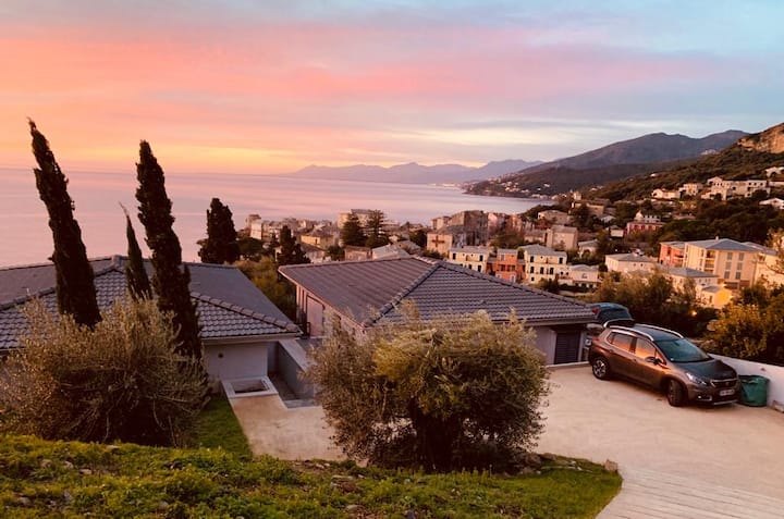 Villa - Sud - Vue Exceptionnelle Mer - 5 Mn Plage - Brando