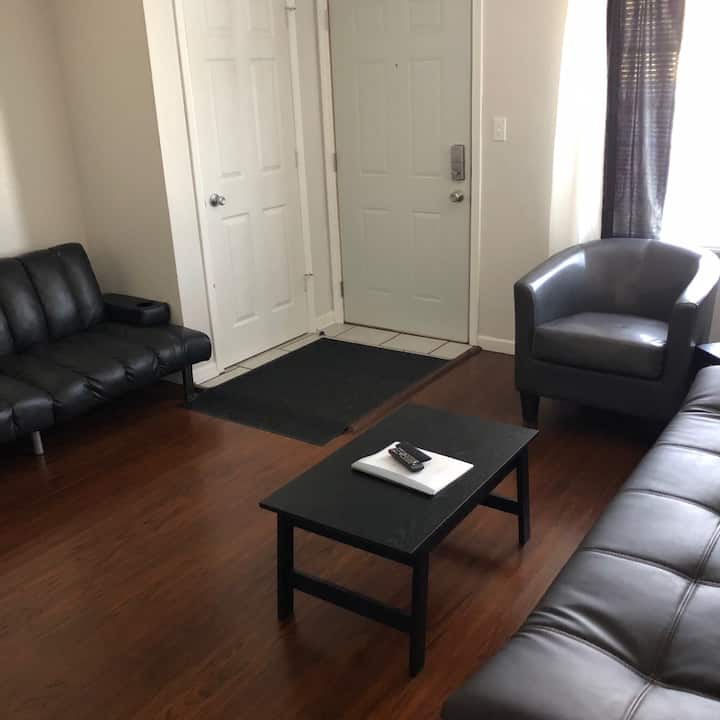 Unit 6 - 4229 Harrison Ave - Close To I-39/i-90 - Rockford, IL