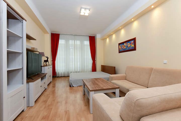 Golden Spot With Wall-to-wall Window + Balcony #1 - Budapest