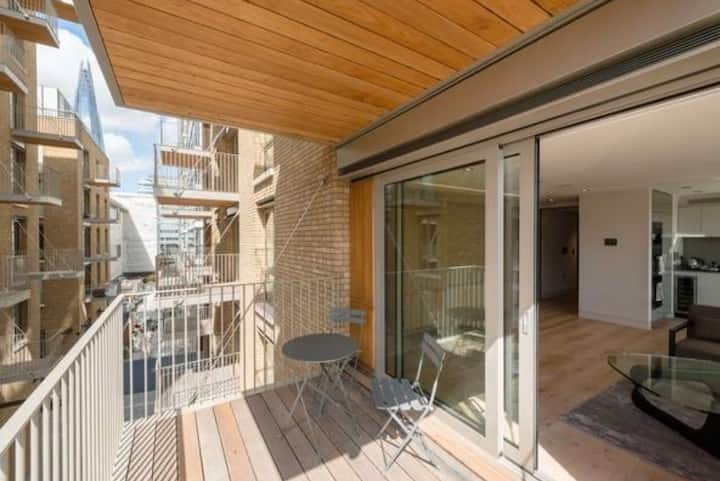 Ultra-modern Flat, Steps From Iconic Tower Bridge - ロンドン