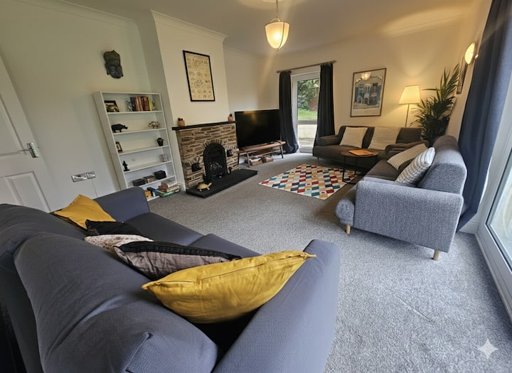 Betwixt Land & Sea - Ashburton, UK