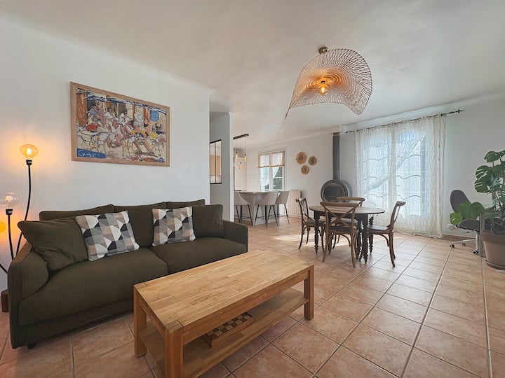 Plume De Douceur-grand T2-jacuzzi-terrasse Privée - Cadenet