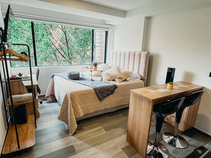 Modern Suite In Laureles. Walk To Metro & La 70 - Medellín