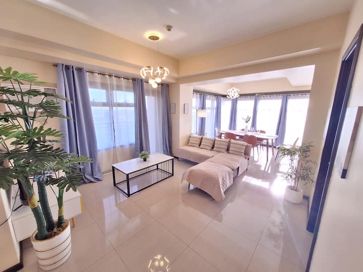 2br Large•93sqm•12pax•pet•free Parking | Picc/moa - Metro Manila