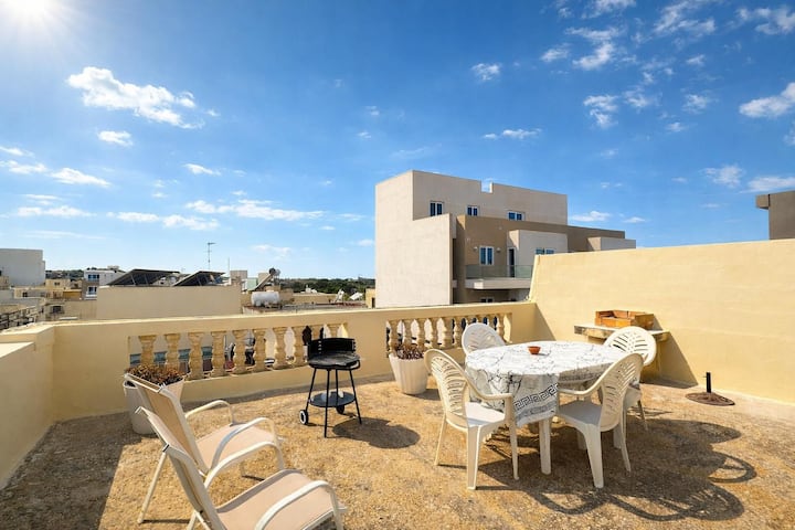 Super Spacious Maisonette In Rabat - Malta