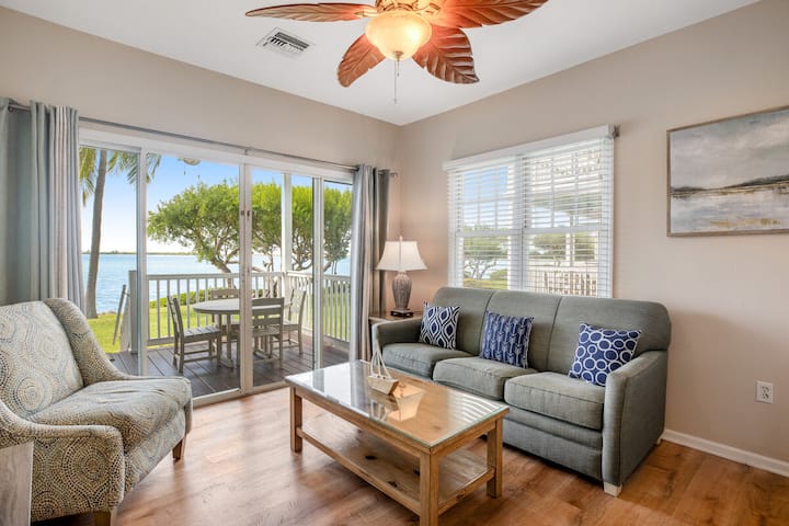 2br Oceanfront With Amazing Views, Balcony & Kayak - Duck Key