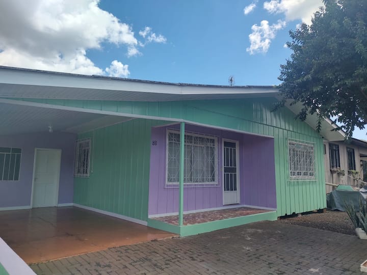 Um Lar Acolhedor! Memória, Afeto E Abraço. - Pato Branco