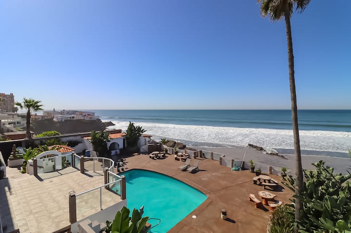 Villas De Rosarito Condo/beachfront/pool&jacuzzi - Rosarito