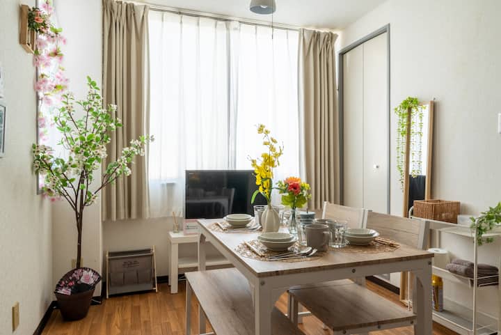 駅徒歩5分｜大阪中心アクセス良好便利｜和風で落ち着く部屋｜長期滞在歓迎｜wi-fi強｜周り飲食店多数 - Osaka