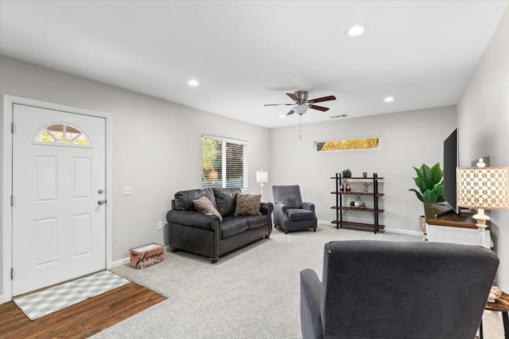 North House - Rural Setting Minutes From Modesto - Ripon, CA