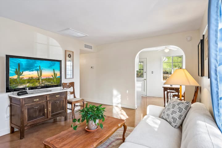 Copper Cottage | Historic Tucson Stay Near Uofa - Tucson, AZ