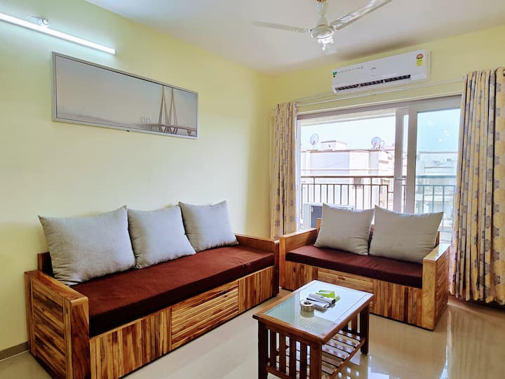 Bliss 110: 2bhk I Kitchen I Washer I Housekeeping - Mumbai