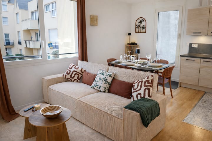 Appartement Hyper Centre Rénové Terrasse & Parking - Tours